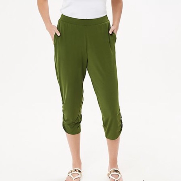 Susan Graver | Pants & Jumpsuits | Susan Graver Liquid Knit Crop Pants ...